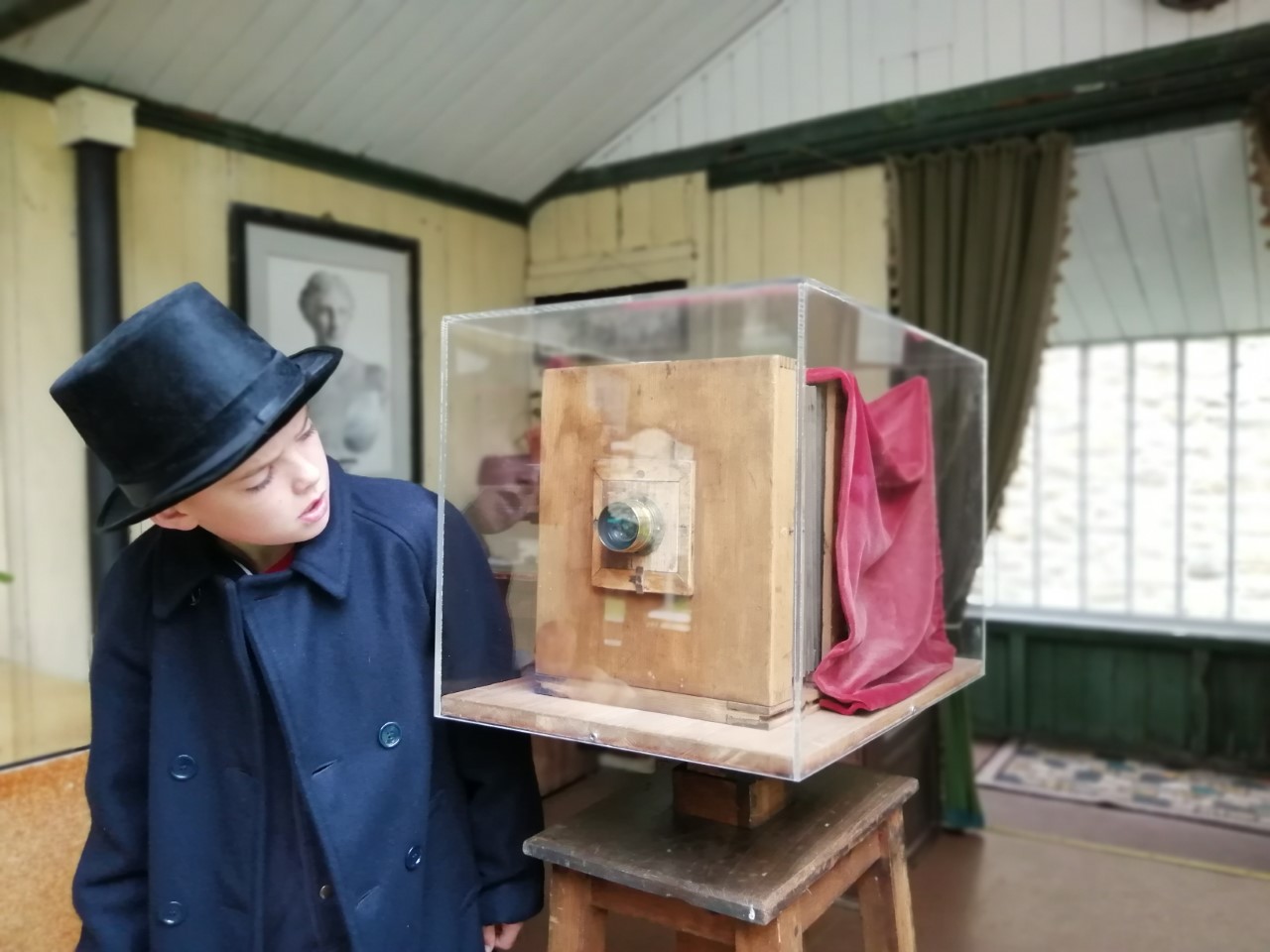 Taking a Photograph the Edwardian Way - Ryedale Folk Museum